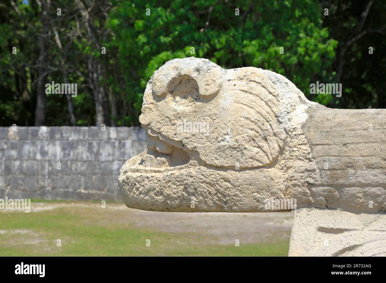 Serpent head carving at Chichen Itza, Yucatan, Yucatan Peninsular ...