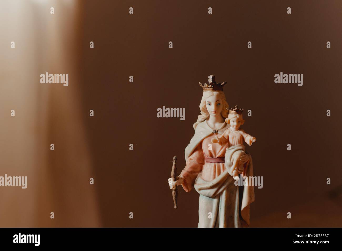 our lady helper profile Stock Photo - Alamy