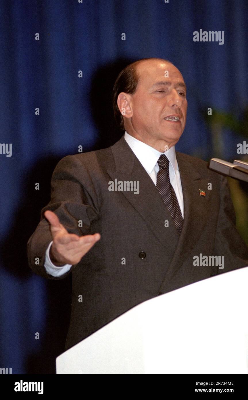 Berlusconi 1995 hi-res stock photography and images - Alamy