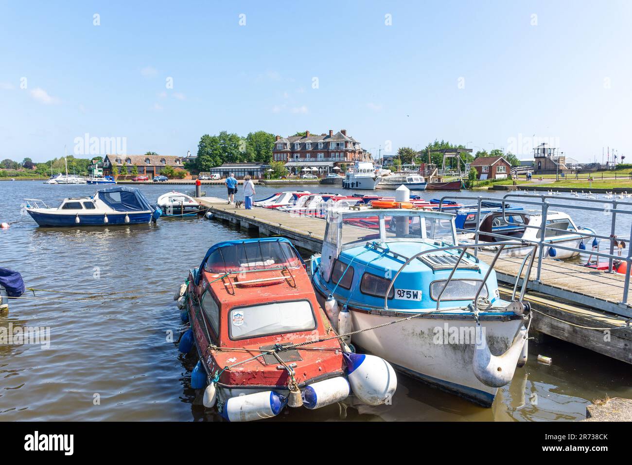 East lake of the isles hi-res stock photography and images - Alamy