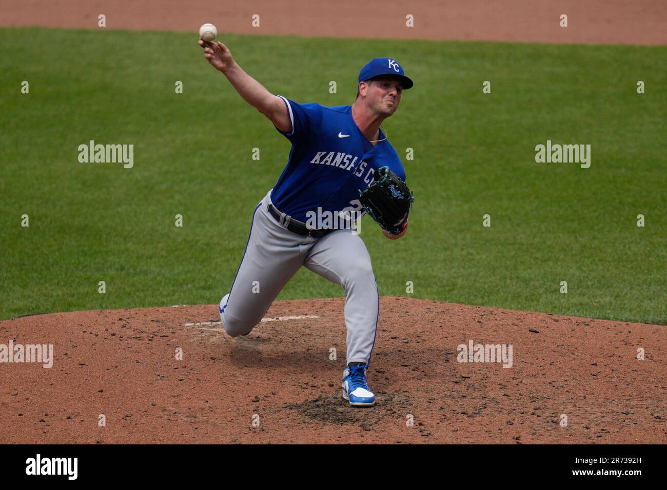 Kansas City Royals relief pitcher Mike Mayers throws against the ...