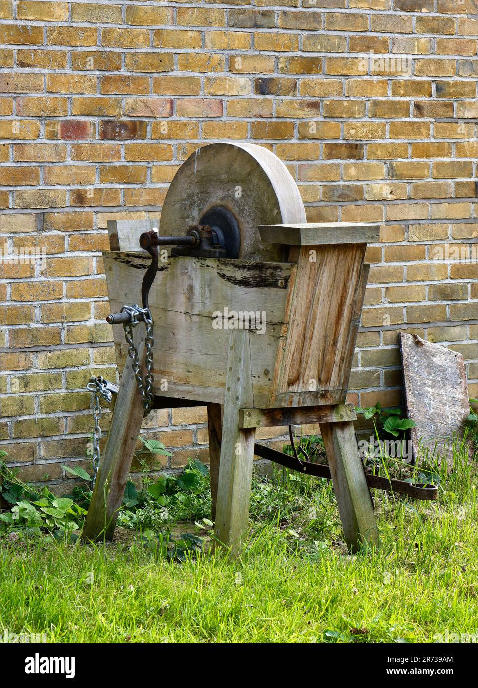 Traditional wooden mangle for Victorian laundry pressing and drying ...