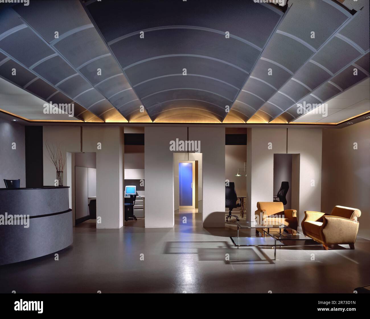 Corporate reception areas hi-res stock photography and images - Alamy