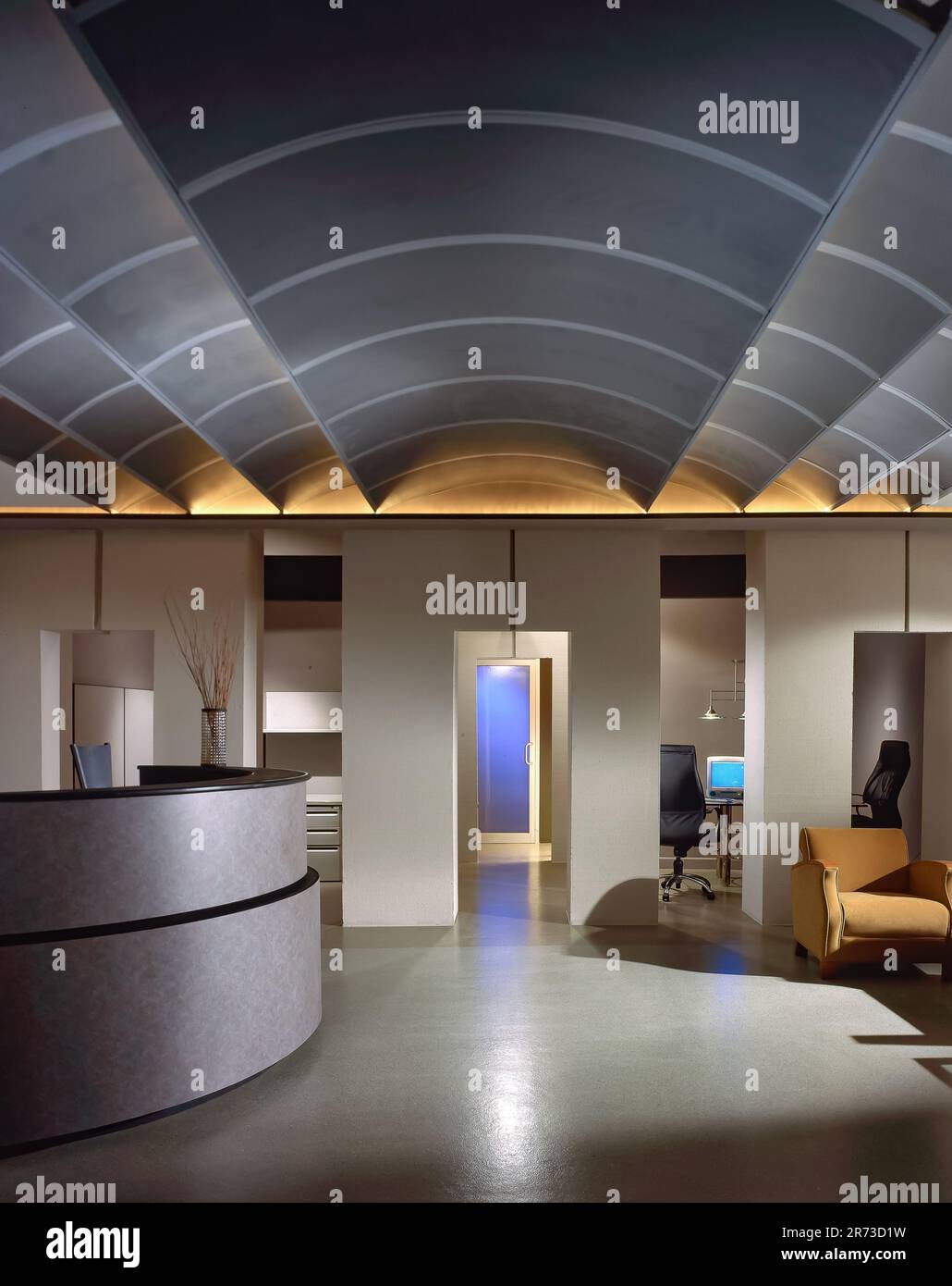 Corporate reception areas hi-res stock photography and images - Alamy