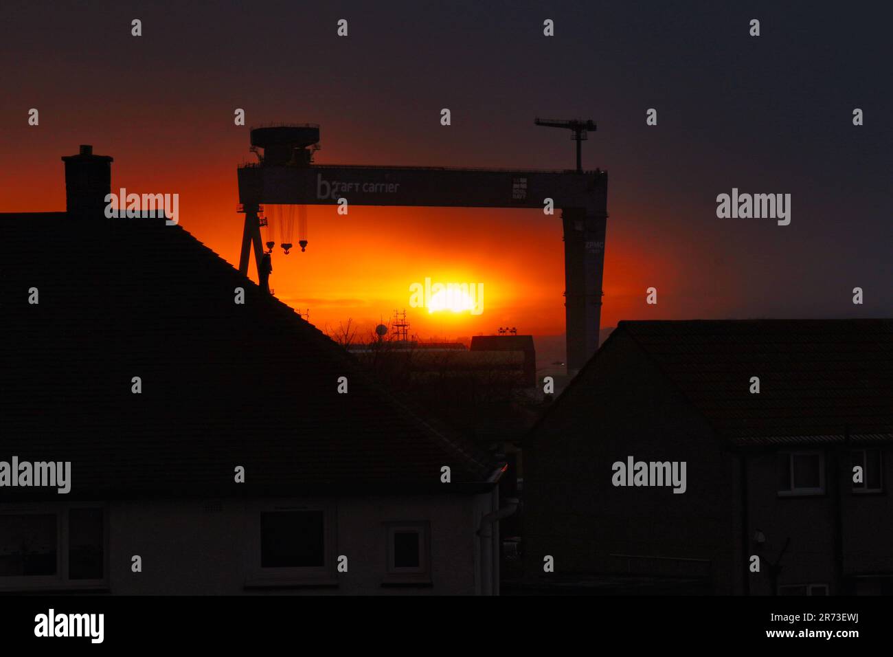 Rosyth Port, crane Stock Photo - Alamy