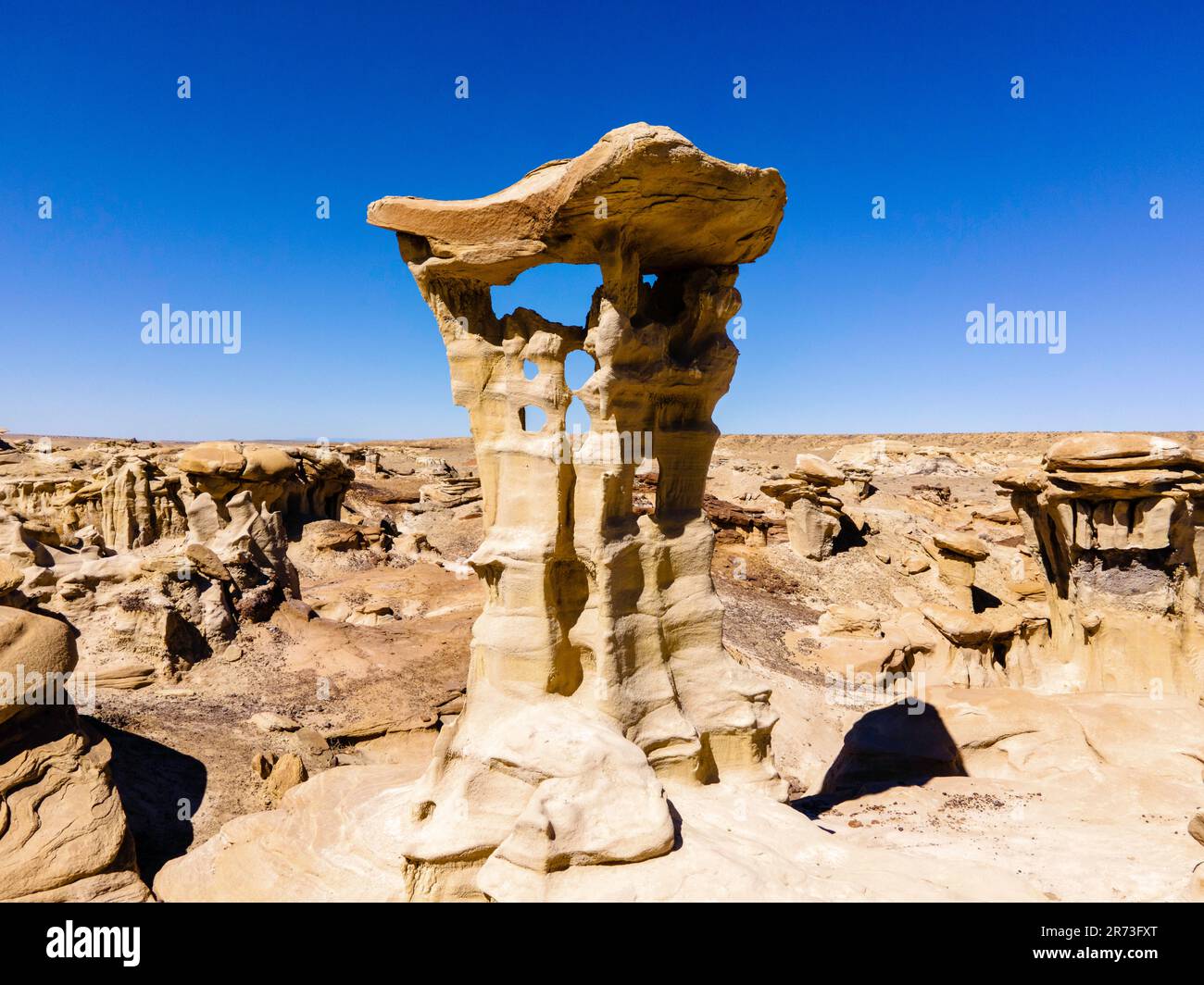 The Alien Throne. Otherworldly hoo doos in remote, rural New Mexico ...