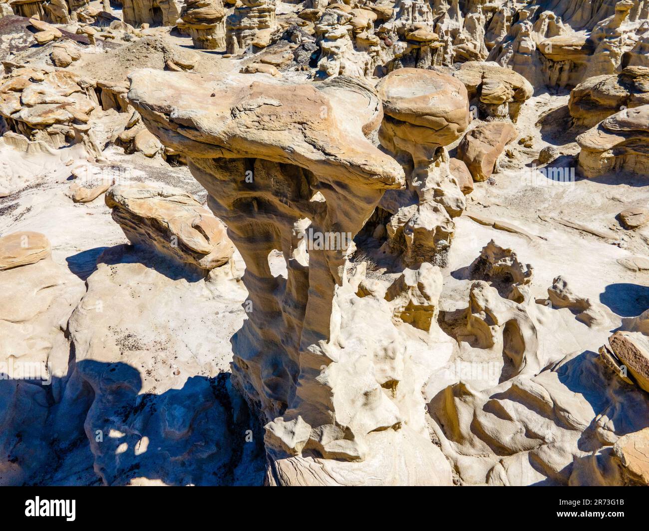 The Alien Throne. Otherworldly hoo doos in remote, rural New Mexico ...