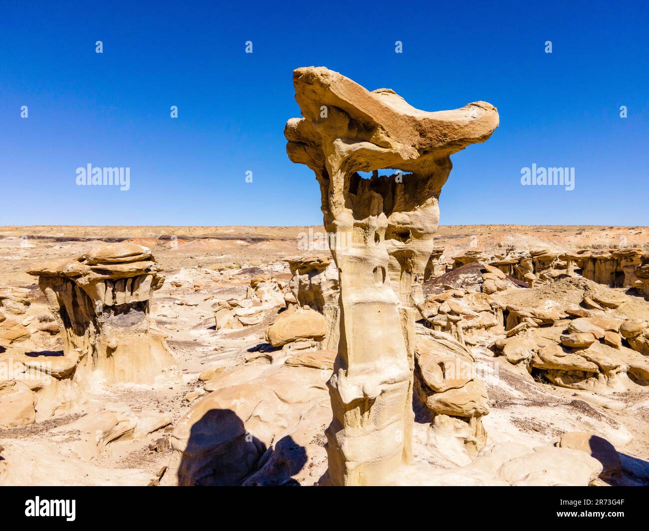 The Alien Throne. Otherworldly hoo doos in remote, rural New Mexico ...