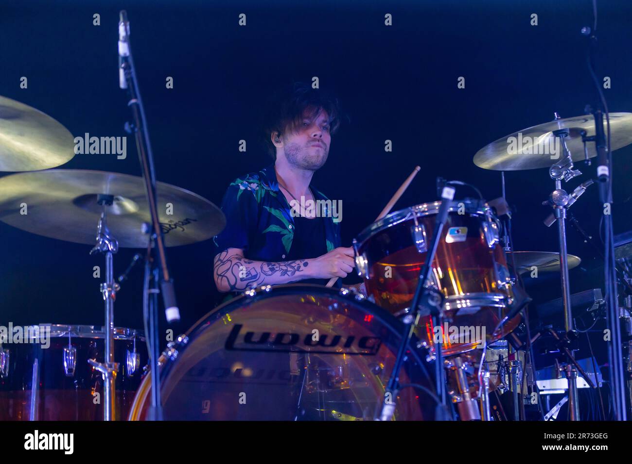 Chvrches drummer hi-res stock photography and images - Alamy