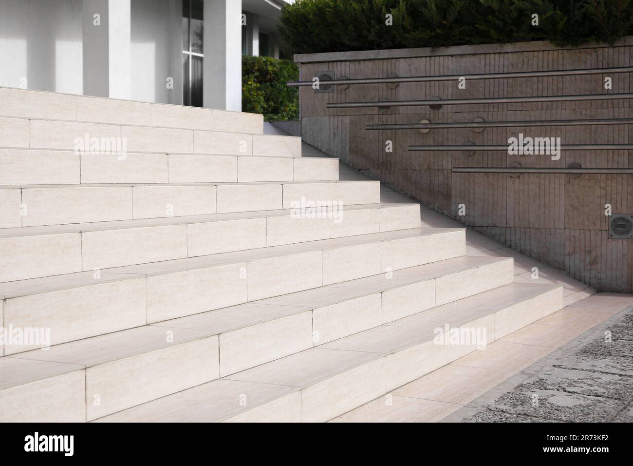 Steps railings warning hi-res stock photography and images - Alamy