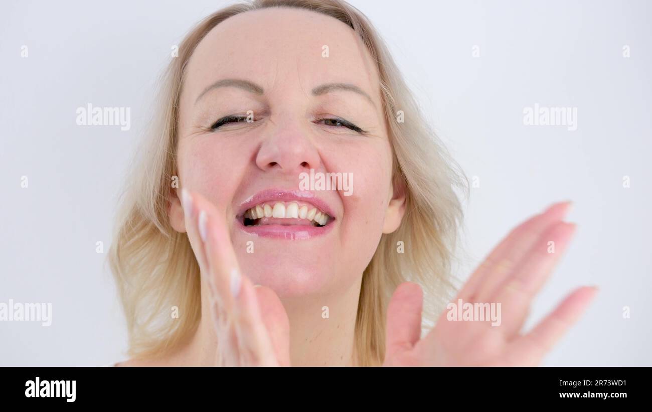 Female Hands Clapping their Hands on Empty Isolated Green Chroma Key ...