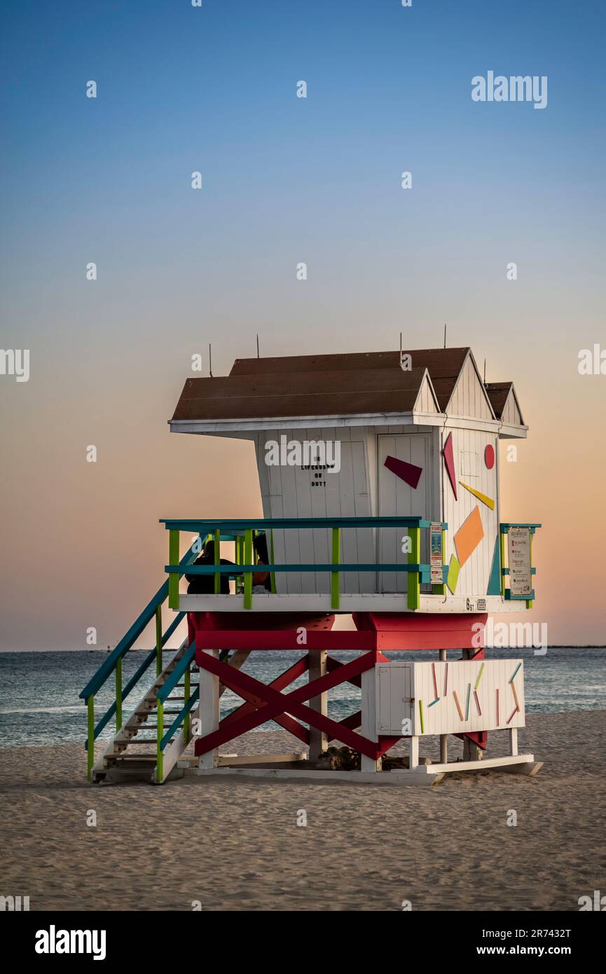 Beach lifeguard house in Miami Beach Stock Photo - Alamy