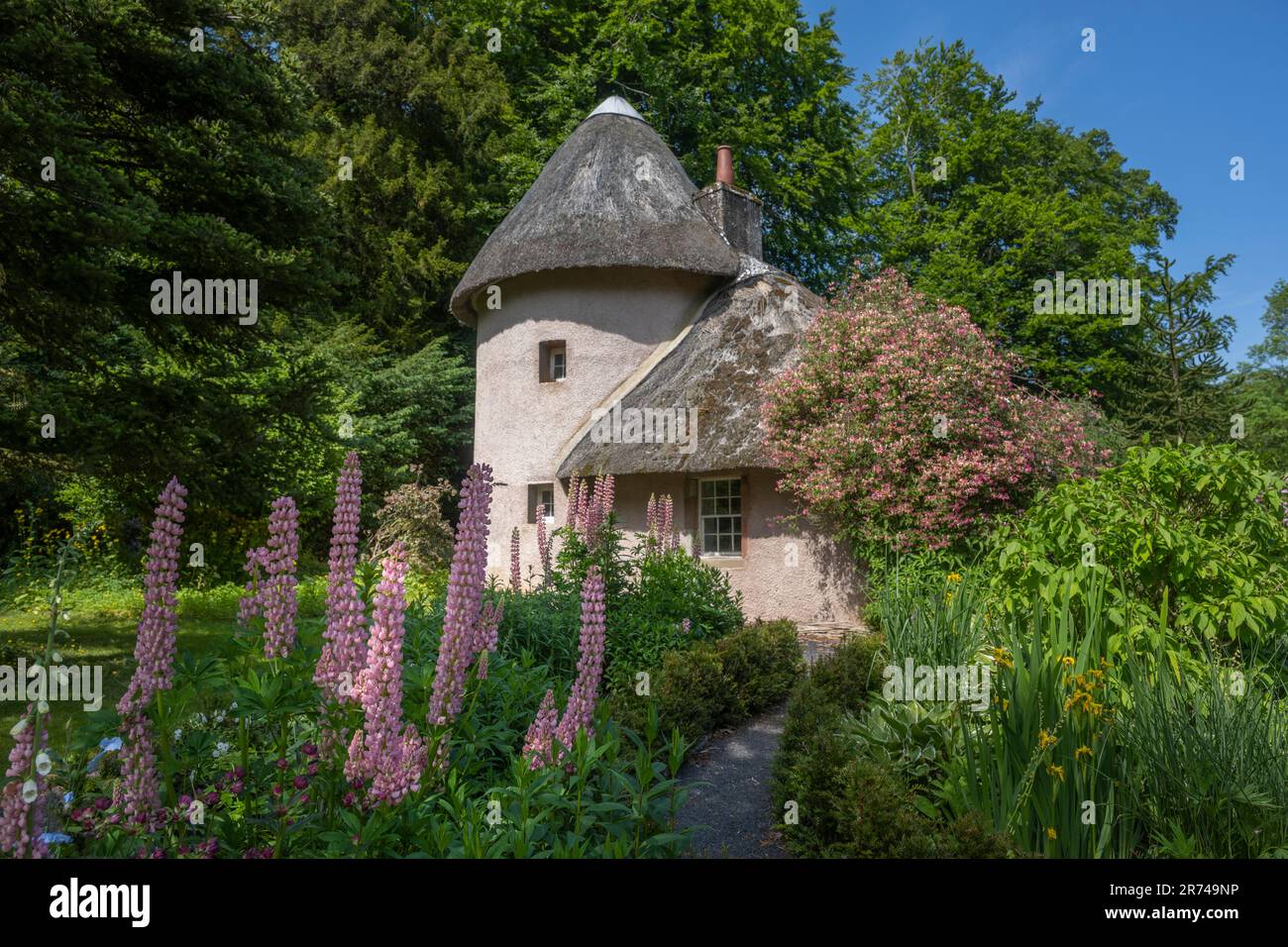 Mellerstain House, Scottish Borders, UK. 12th June, 2023. Weather ...