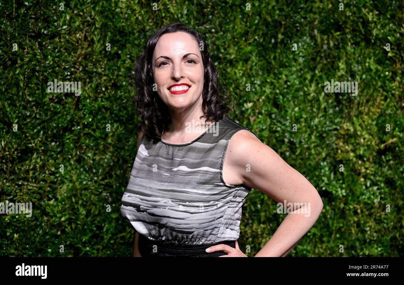 Lisa Lebofsky attends the 16th annual Chanel Tribeca Artists Dinner at ...