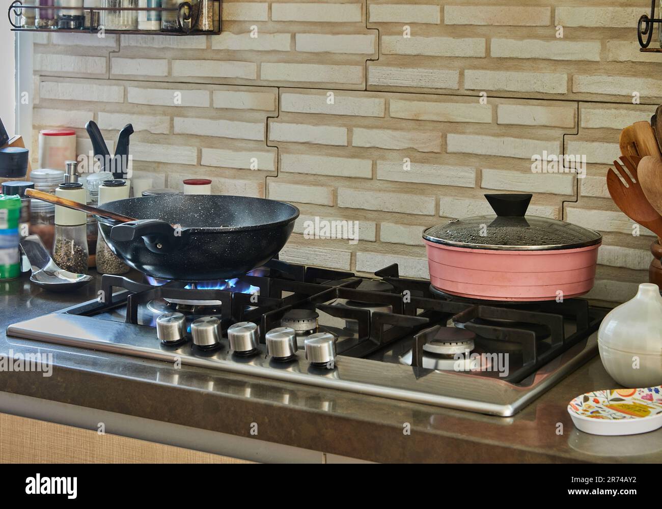 Food burning gas stove hi-res stock photography and images - Alamy