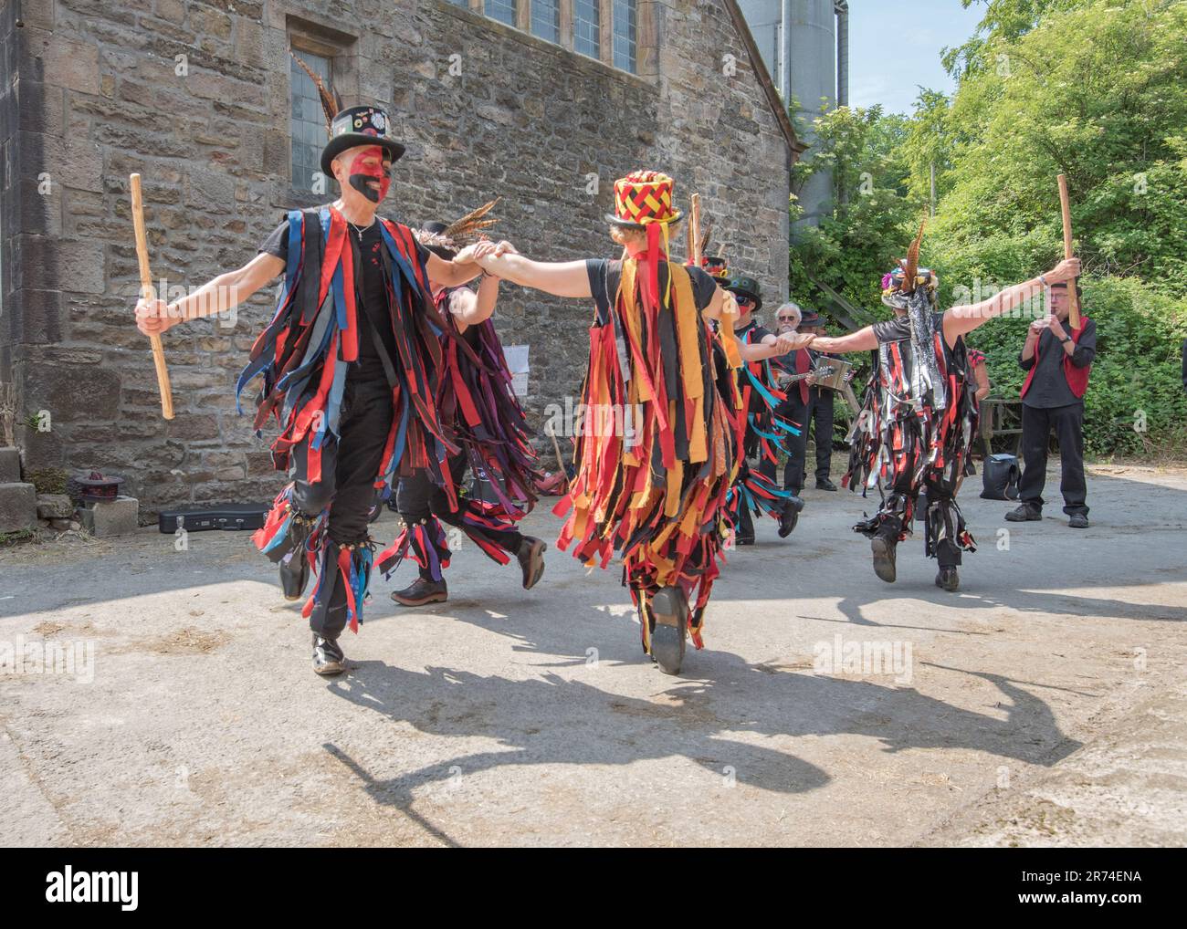 Flagcrackers of Craven Morris side performing at Cappelside Farm ...