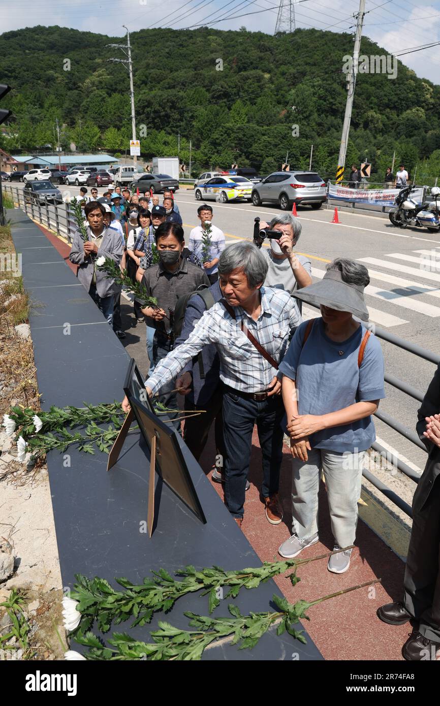 13th June, 2023. 21st anniversary of schoolgirls' deaths People lay ...