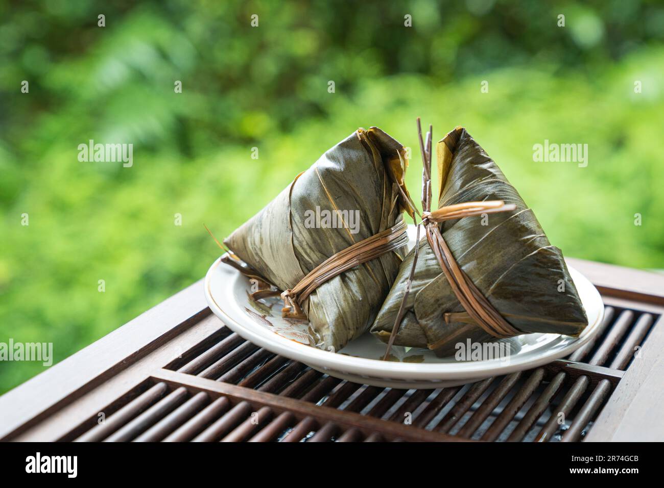 Chinese wooden boat hi-res stock photography and images - Alamy