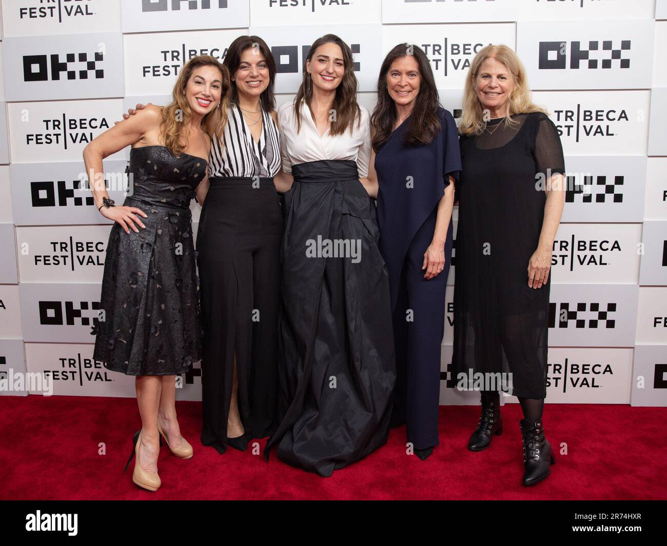 Sara bareilles diane paulus hi-res stock photography and images - Alamy