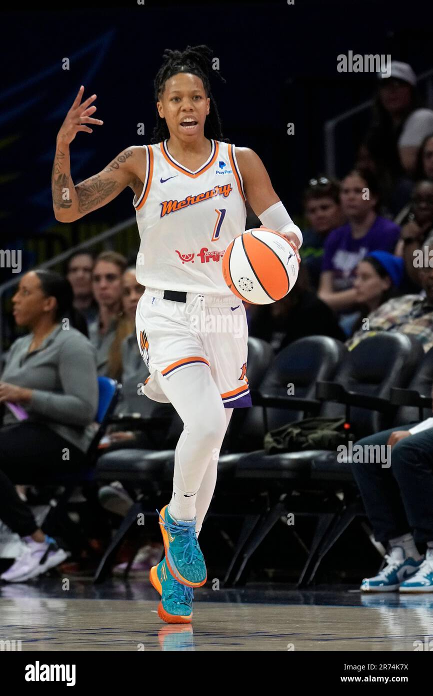 Phoenix Mercury guard Sug Sutton instructs teammates during a WNBA ...