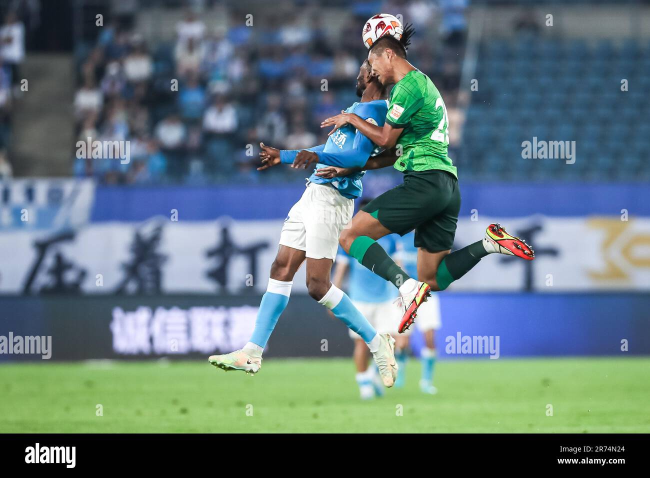 Dalian Professional Football Club 2-2 draw Beijing Guoan Football Club ...