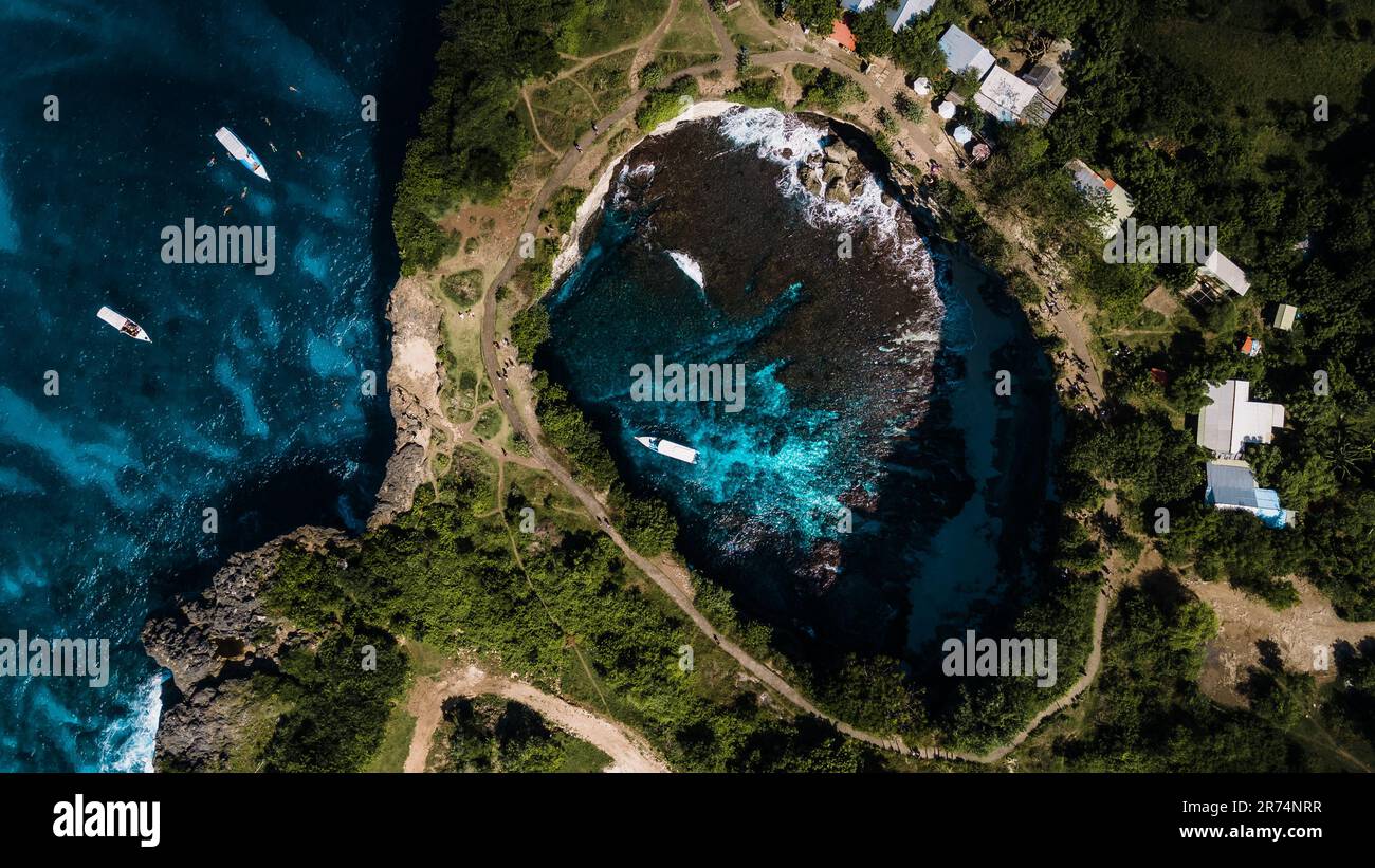 Pantai broken beach hi-res stock photography and images - Alamy