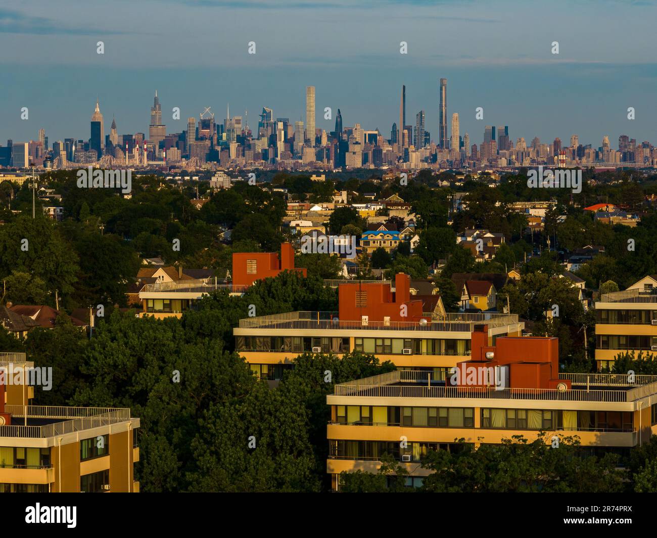 Newyork streets hi-res stock photography and images - Alamy