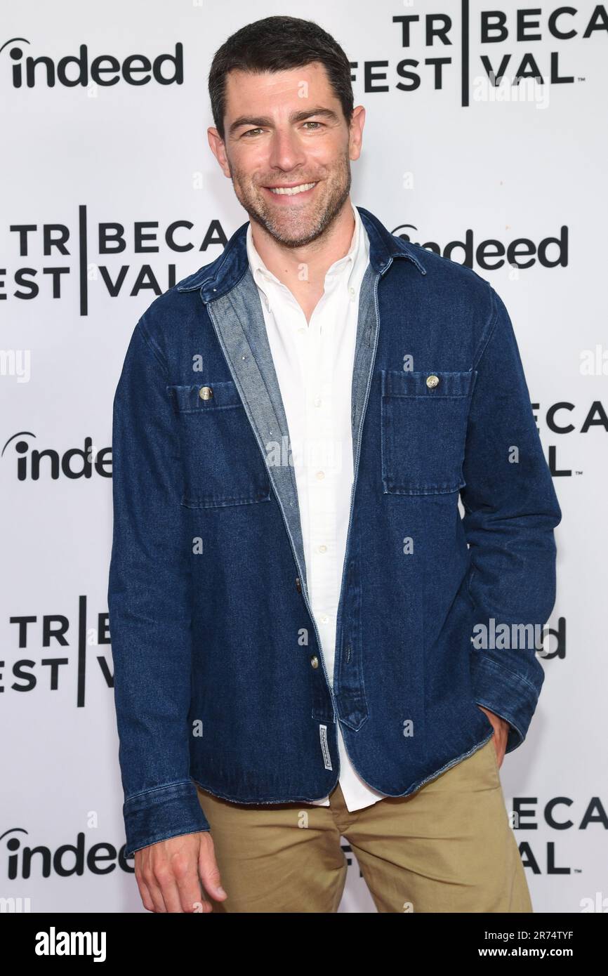 Max Greenfield El Director Ejecutivo