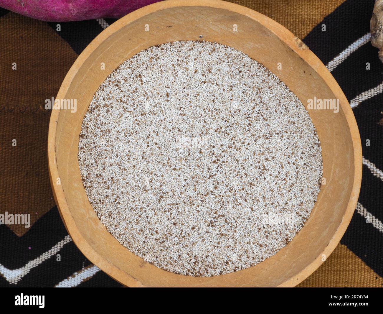 Teff flour grain hi-res stock photography and images - Alamy