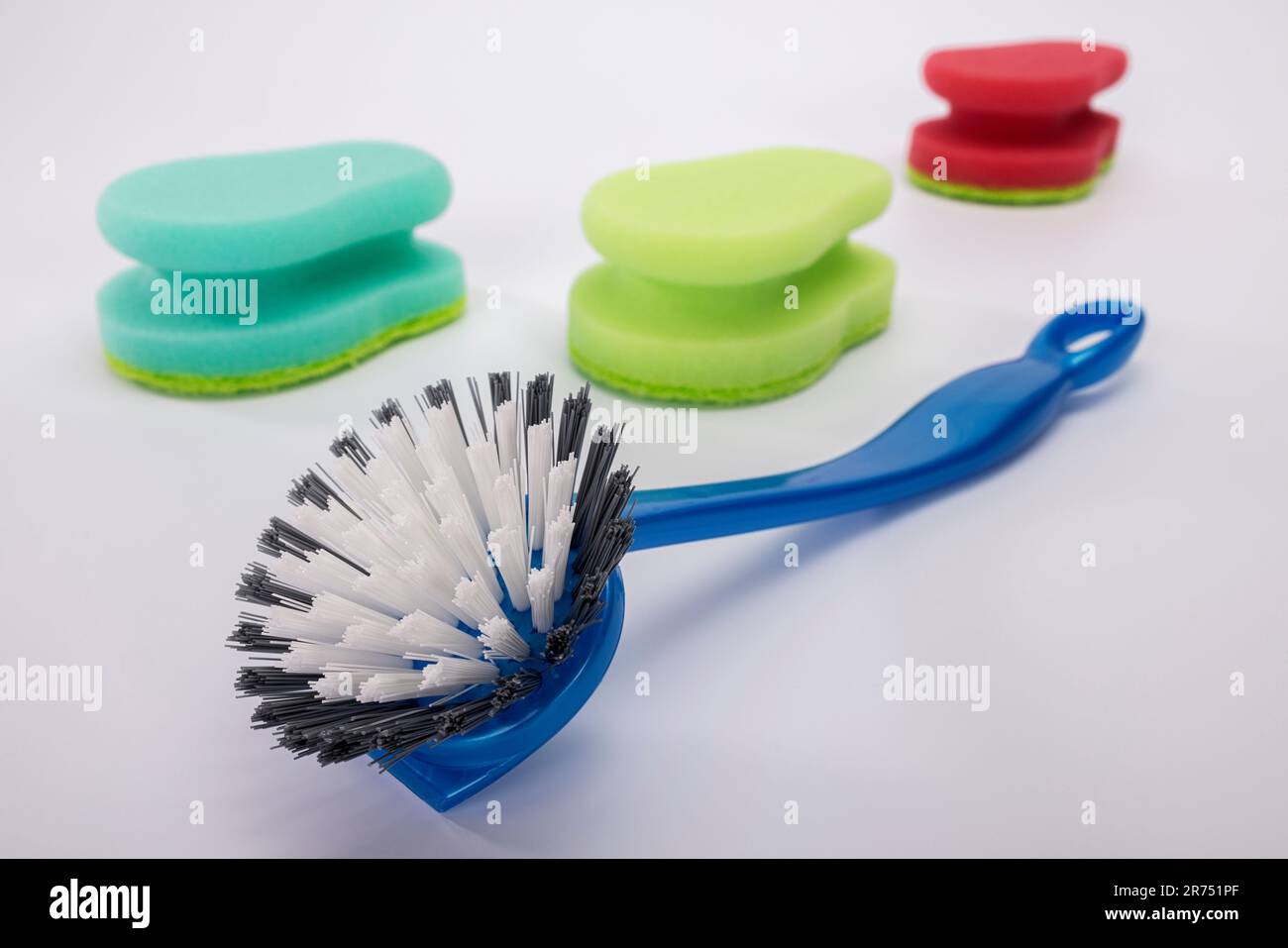 Brush sponges hi-res stock photography and images - Alamy