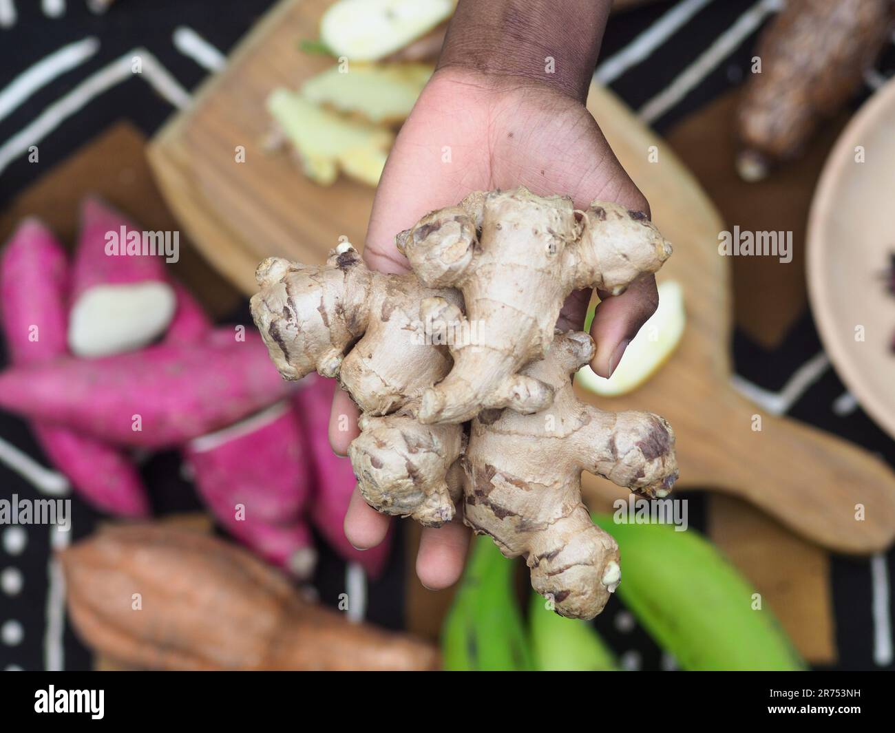 African traditional medicine market hi-res stock photography and images ...
