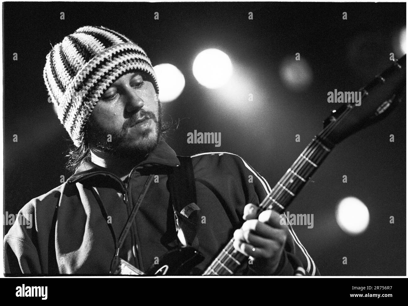 Badly Drawn Boy – Damon Michael Gough – playing at Reading Festival, 26 ...