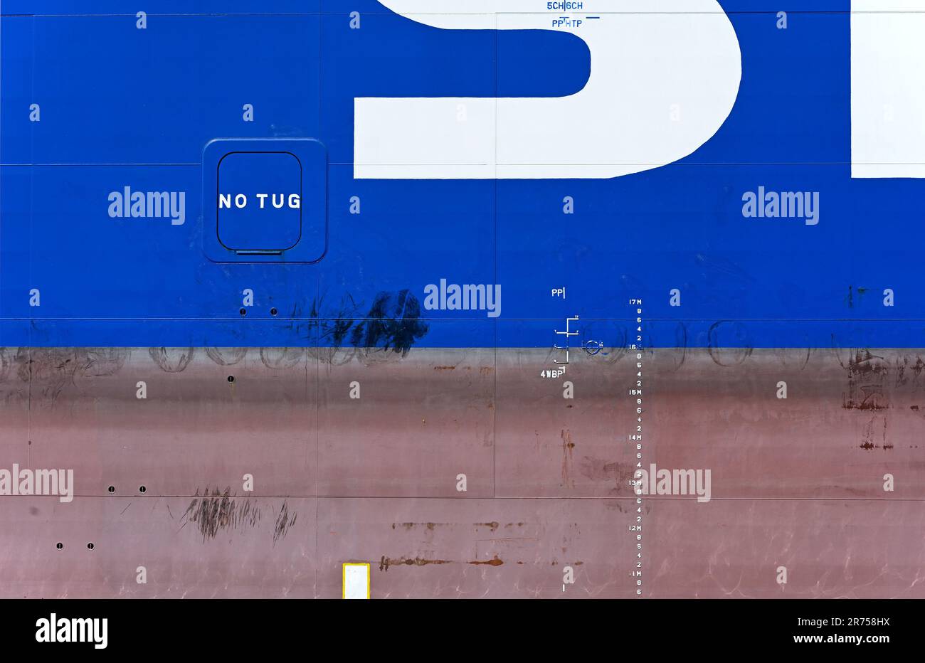 port of rotterdam (maasvlakte), netherlands - 2023-06-03: portside hull ...