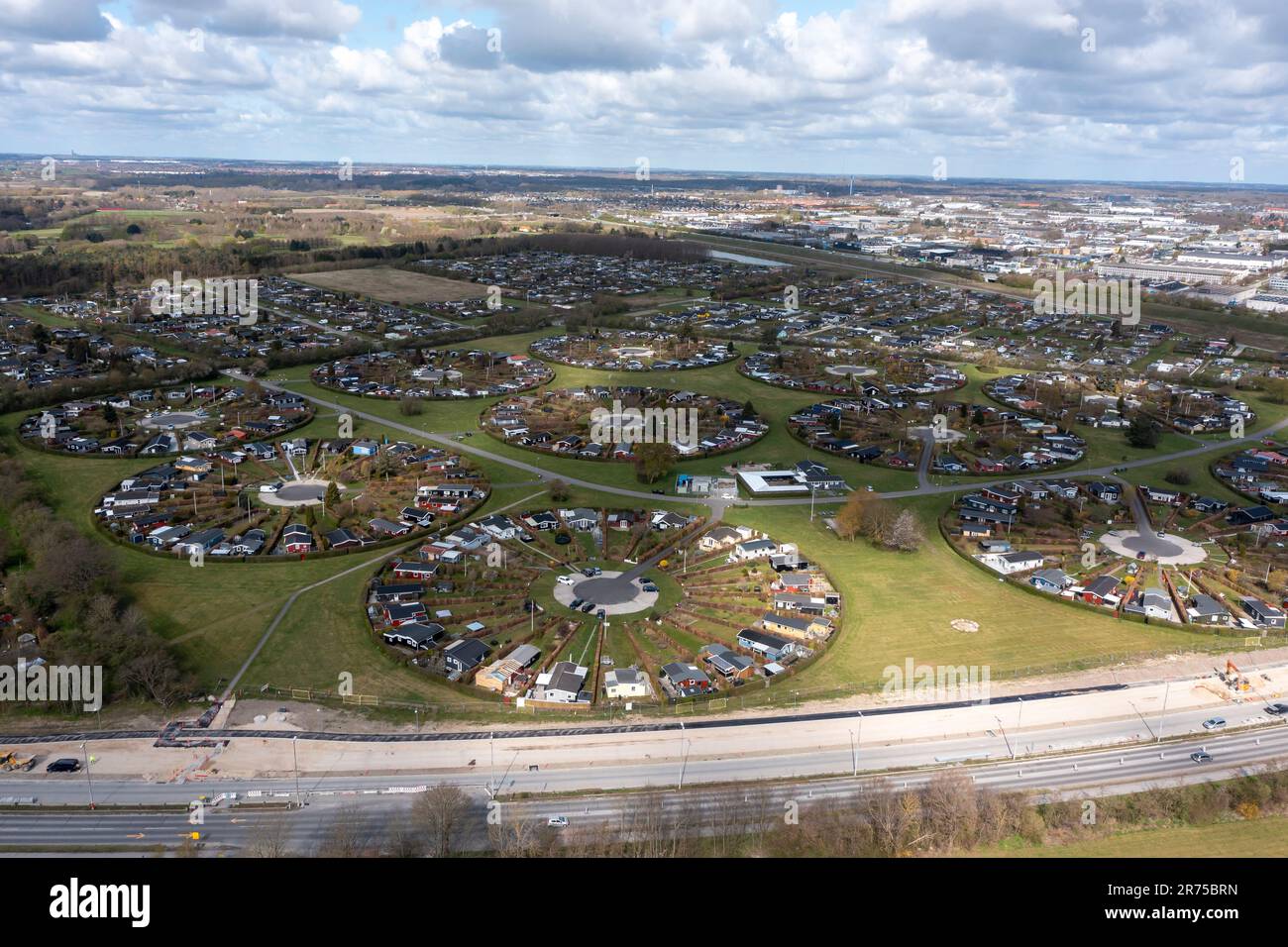 Round Gardens Brondby Haveby near Copenhagen, laid out in the 1960s to ...