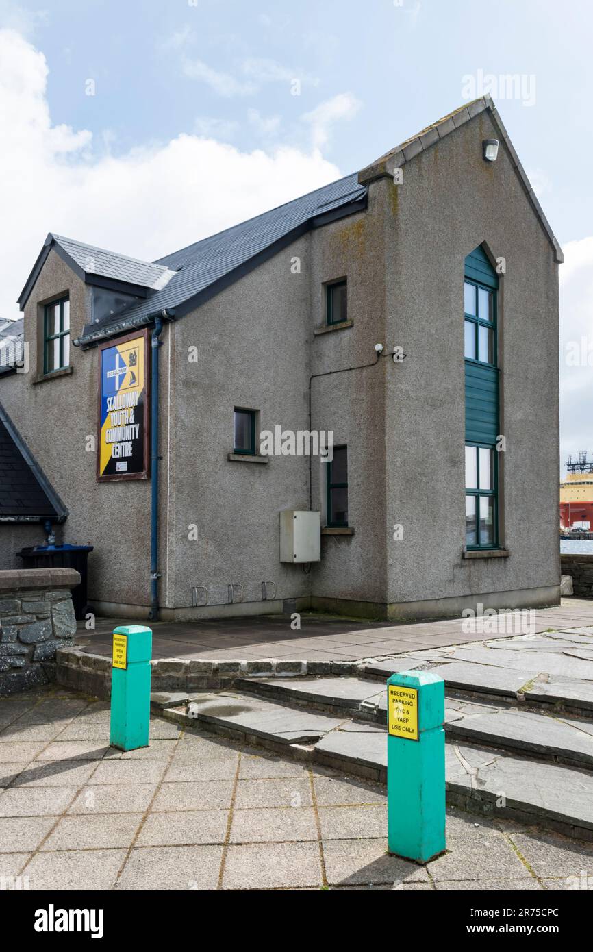 Youth and community centre hi-res stock photography and images - Alamy