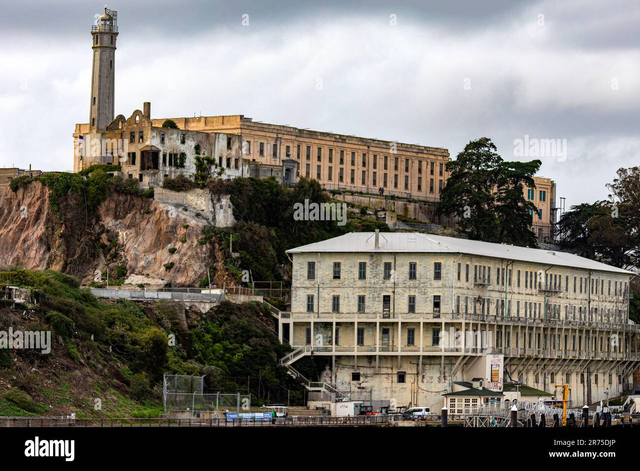 The island and the federal prison of Alcatraz in the middle of San ...