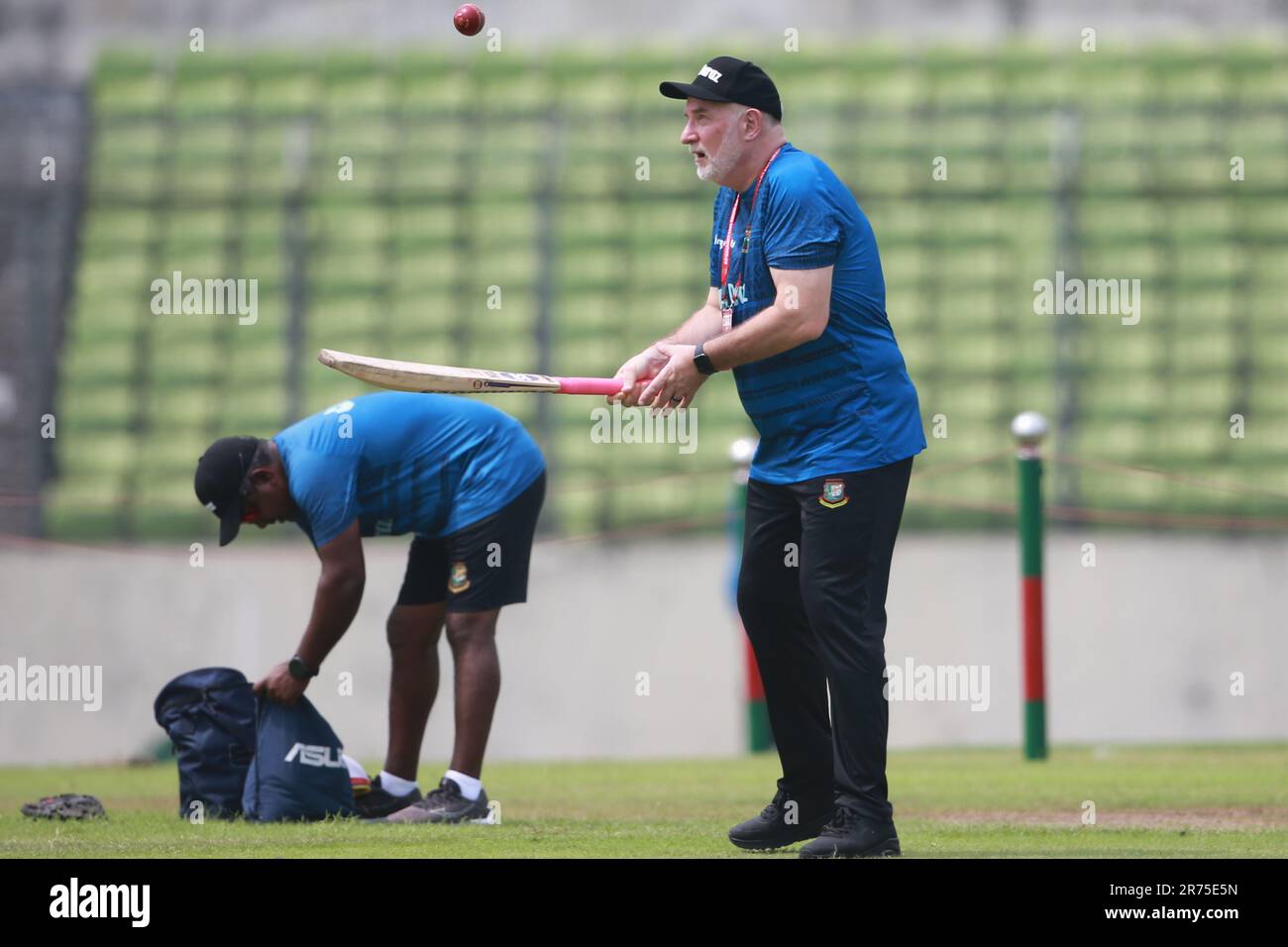 Psychologist for Tiger's Phil Jauncey as Bangladeshi cricketers attend ...