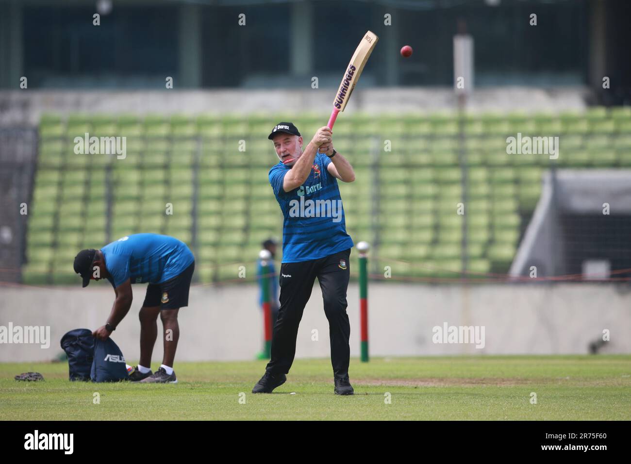 Psychologist for Tiger's Phil Jauncey as Bangladeshi cricketers attend ...