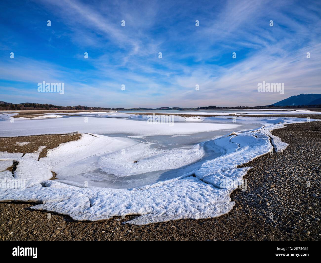 Winter at the bottom of the Forggensee, Füssen Stock Photo - Alamy