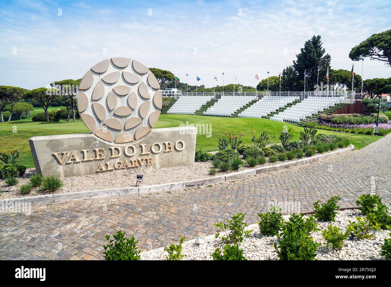 Lobo logo hi-res stock photography and images - Alamy