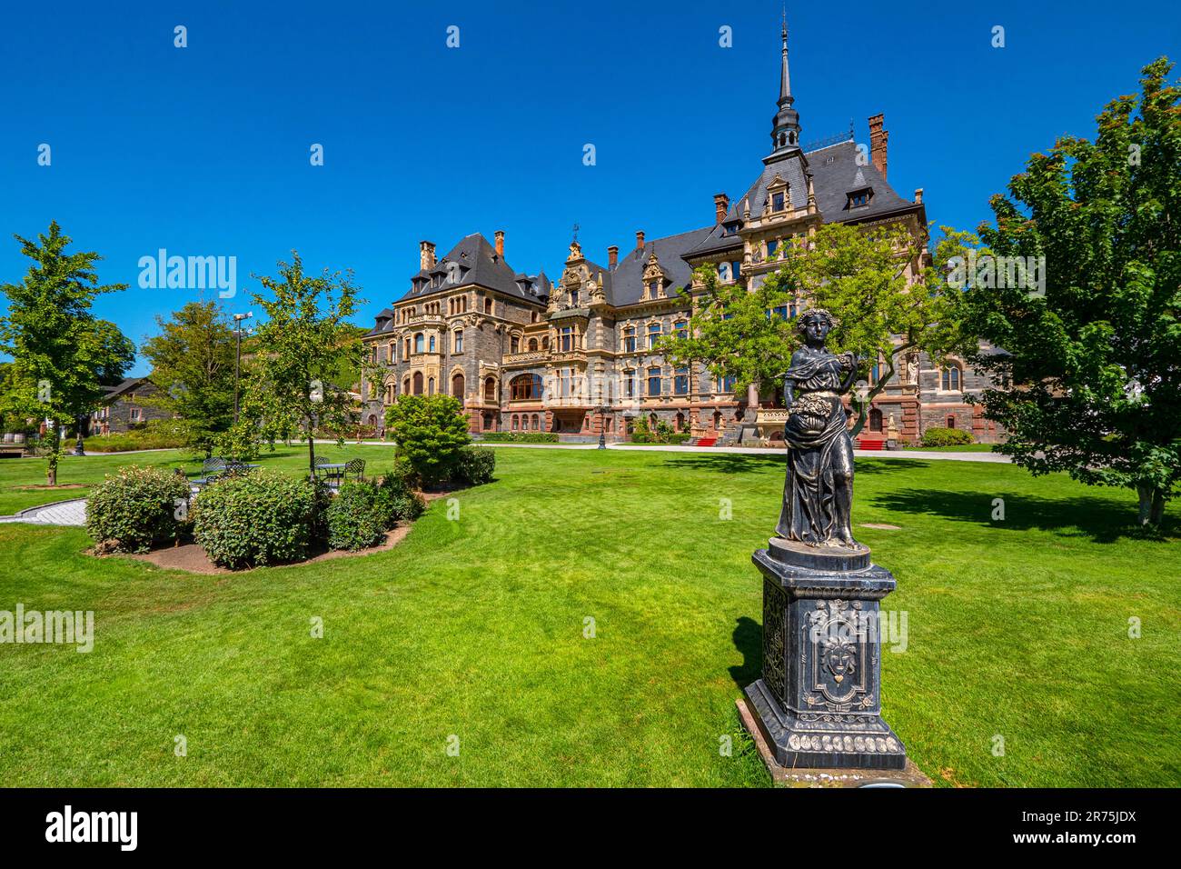 Lieser castle hi-res stock photography and images - Alamy