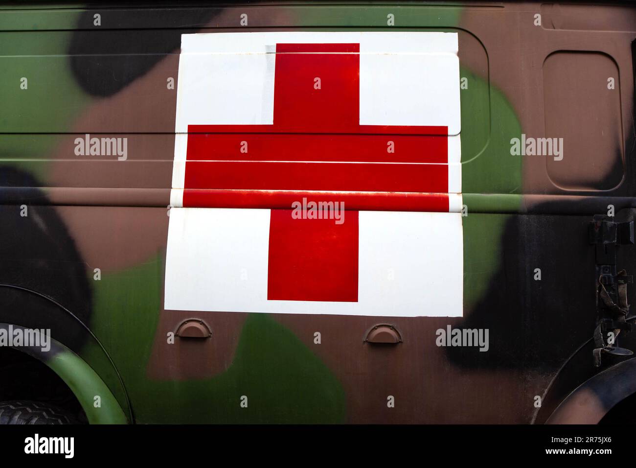 Rescue sign hi-res stock photography and images - Alamy