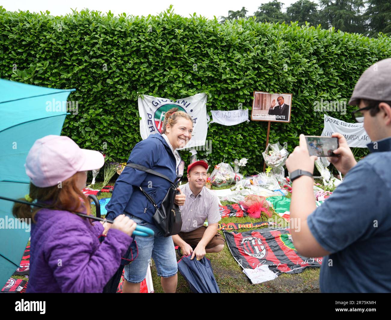 Arcore, Italy. 13th June, 2023. ARCORE - Death of Silvio Berlusconi, the pilgrimage continues in ...