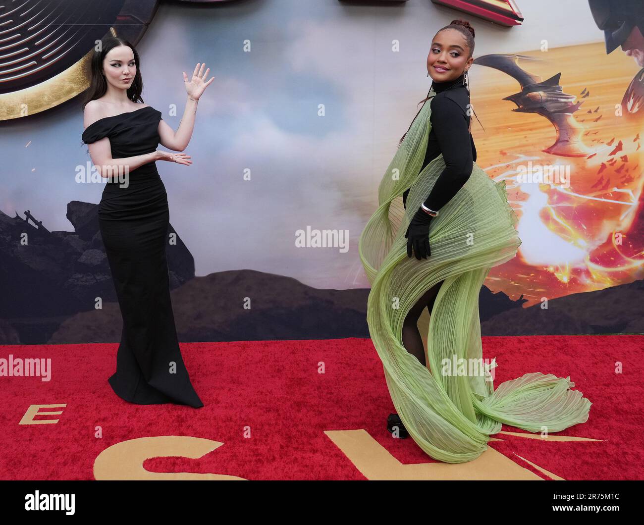 Kiersey Clemons And Dove Cameron