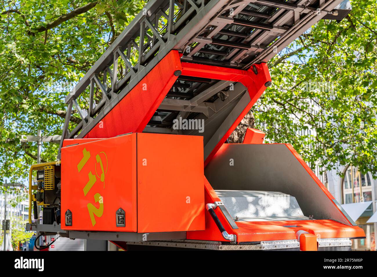 Platform truck high ladder hi-res stock photography and images - Alamy