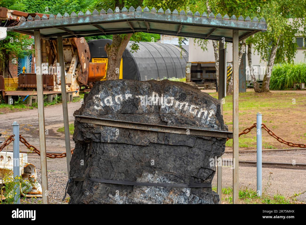 Hard coal as "Saar diamond" in the Velsen adventure mine near ...