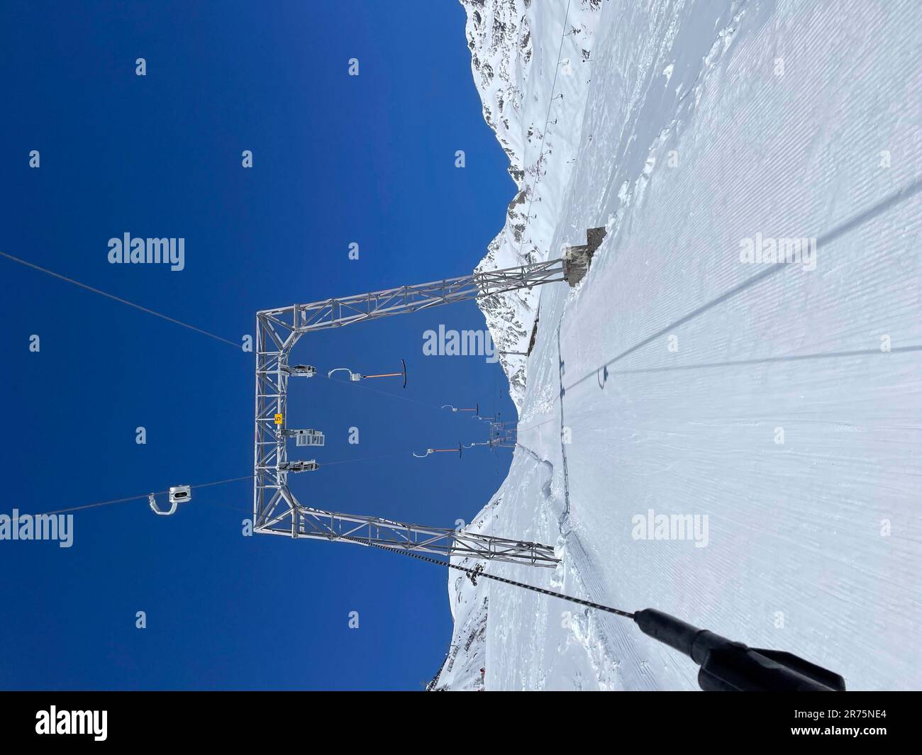 Drag lift hi-res stock photography and images - Alamy