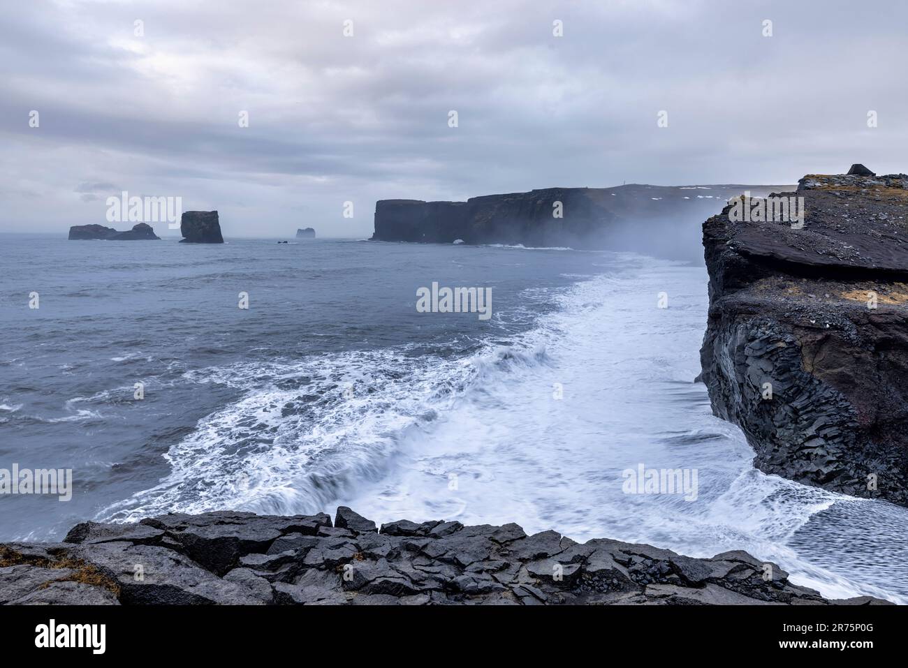 Dyrholaey cape atlantic ocean hi-res stock photography and images - Alamy