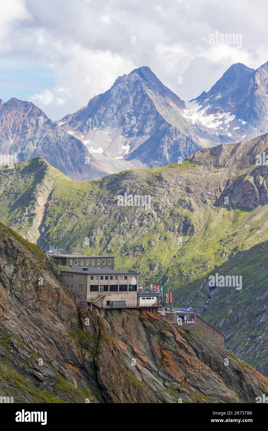 Free wall eck hi-res stock photography and images - Alamy