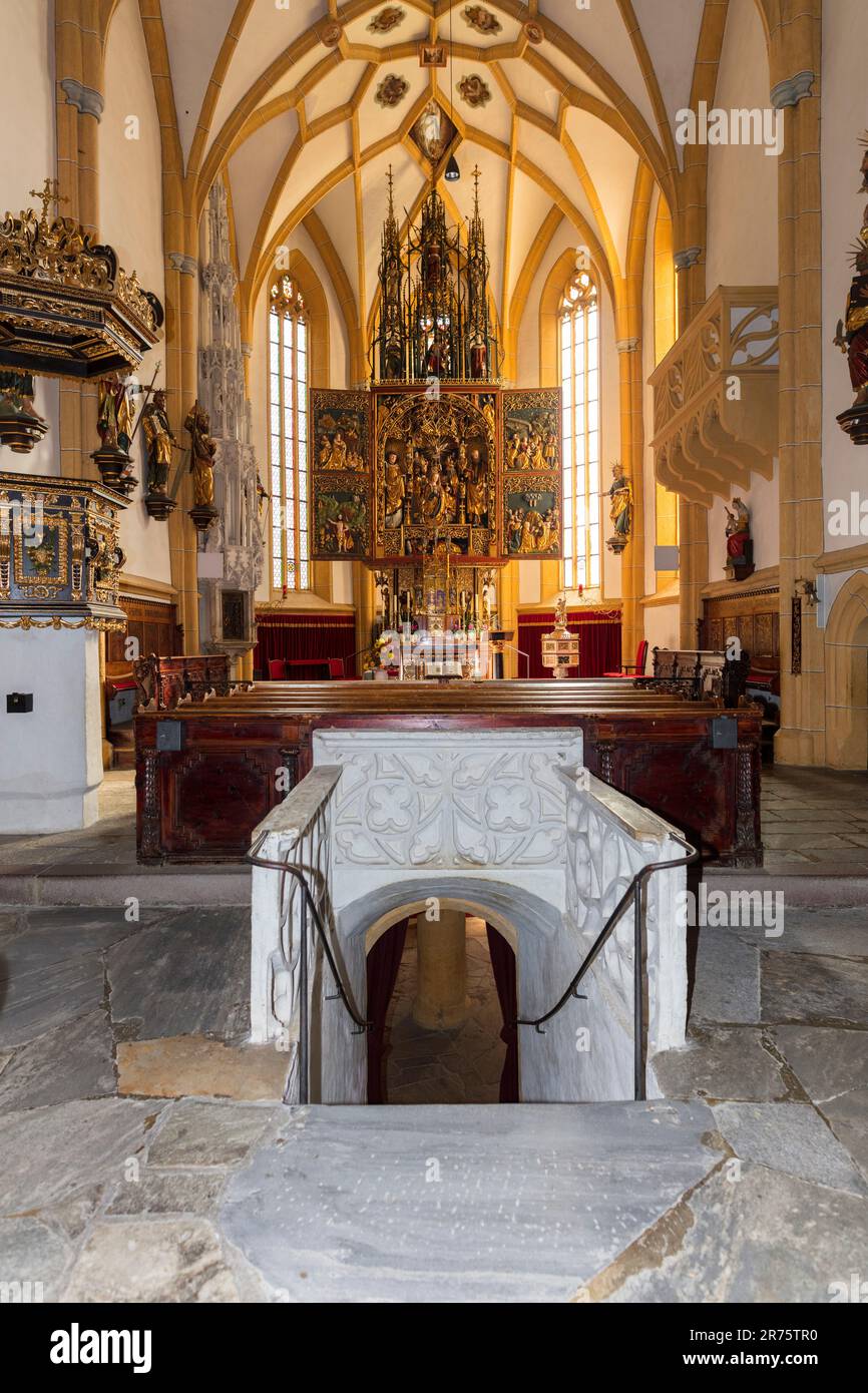Parish church St. Vincent, interior view, Heiligenblut am Großglockner ...